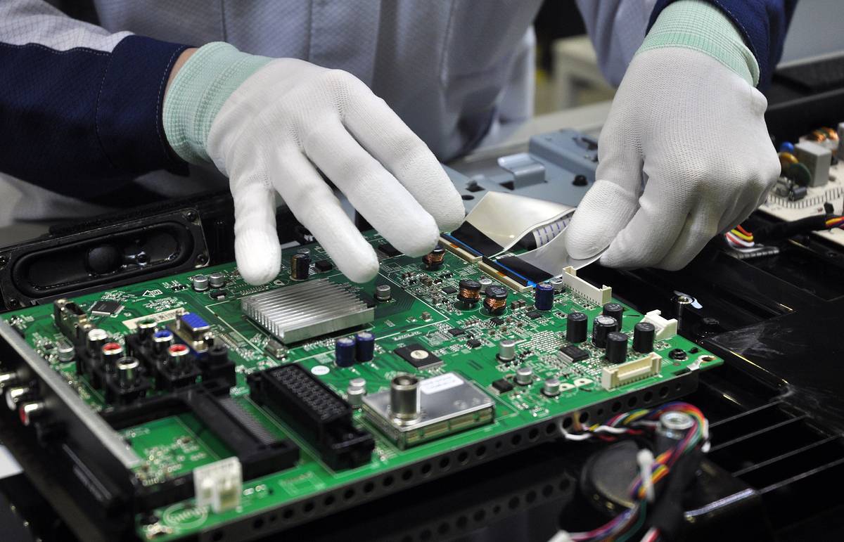 Russia is now defining the "domesticity" of electronics in a new way ...