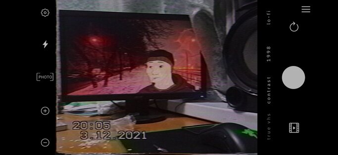Скачать True VHS 🌌 - Dazz cam и Глитч фильтры 2.01 для Android