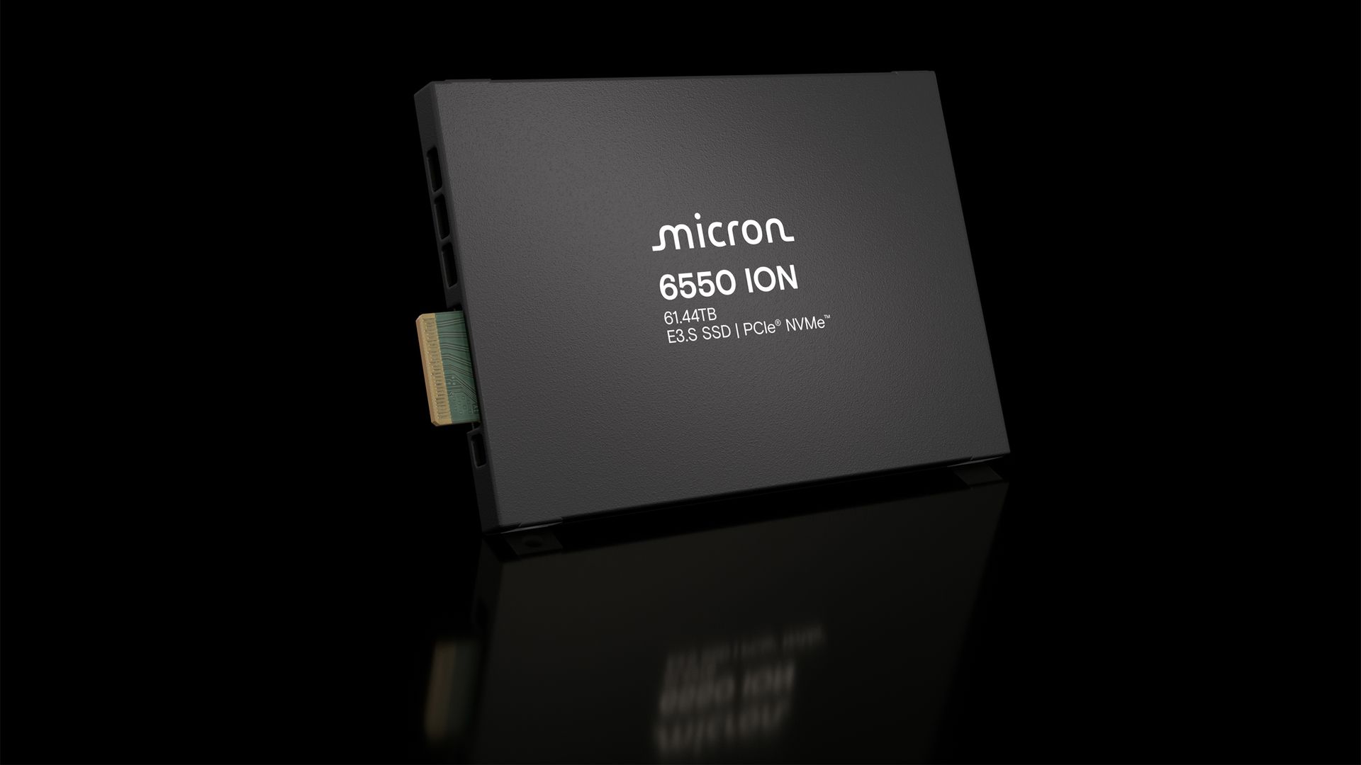 Micron представила самый быстрый SSD на 60 ТБ для дата-центров и первый с интерфейсом PCIe Gen5