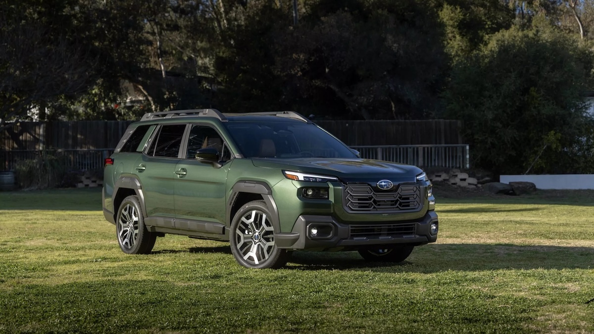 Subaru представила новый Outback: с богатым салоном и кузовом кроссовера