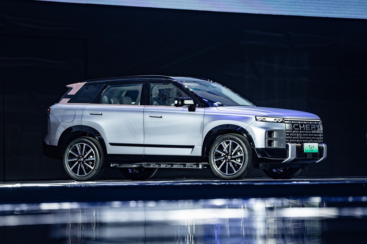 Chery представила стильный кроссовер Explore 06: с решёткой в стиле ...