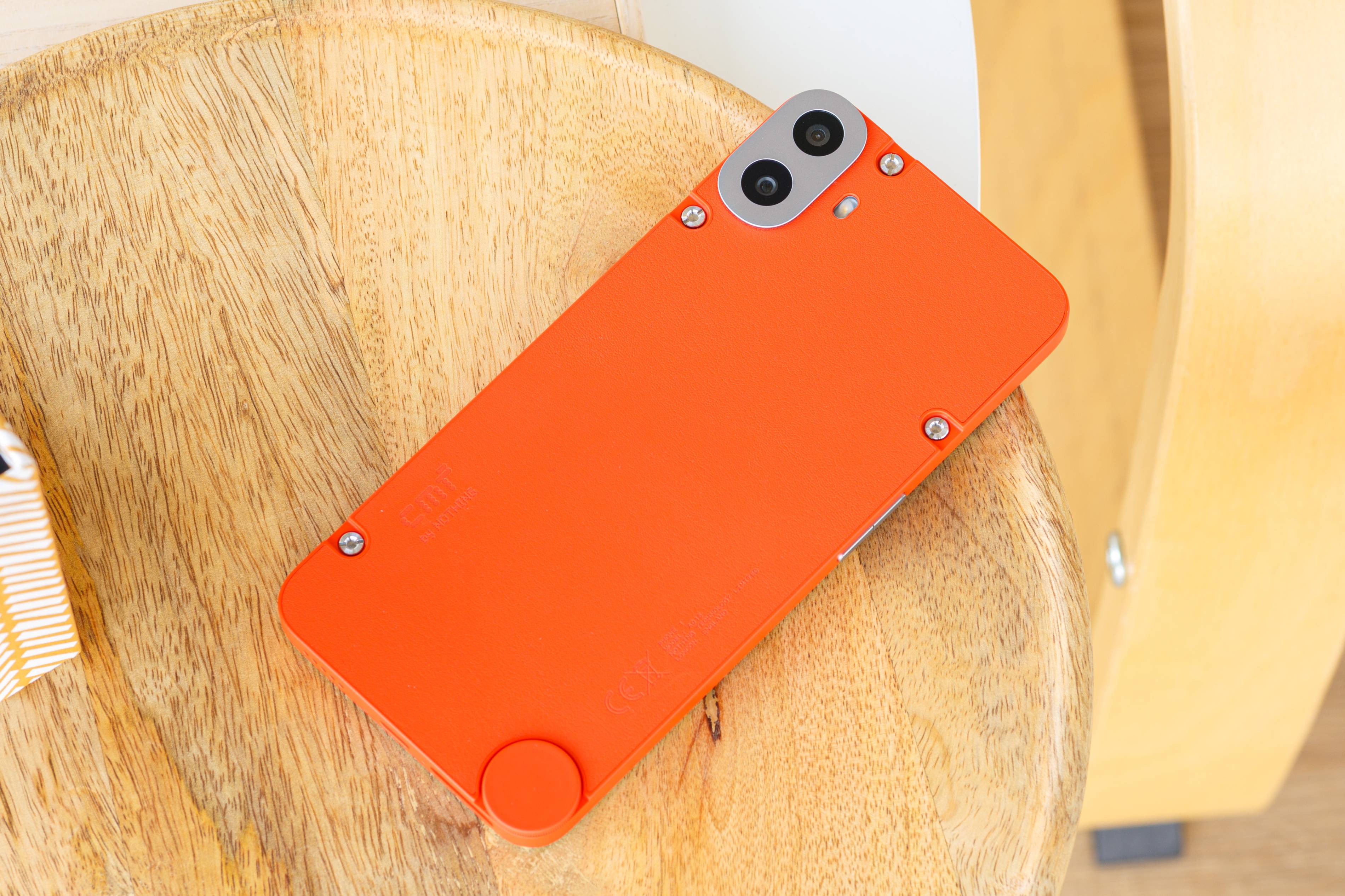 Обзор CMF Phone 1 от Nothing — разбираемый (!) дешевый смартфон без ...
